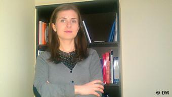 Intervistë nga Blerta Hoxha për DW: Shqipëria mes demokracisë defektoze ...